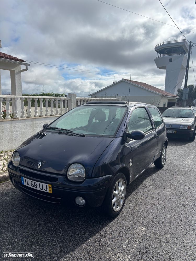 Usado Renault Twingo 2002 - 2 900 EUR, 76 950 km - Standvirtual.com