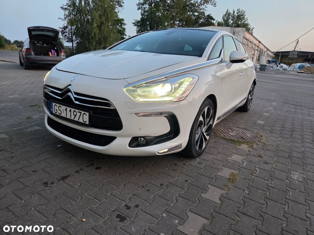 Używany Citroën DS5 2014 - 35 000 PLN, 98 000 km - Otomoto.pl