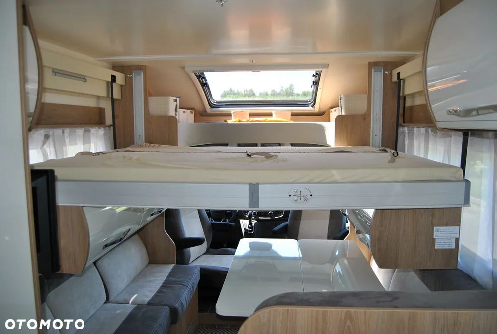 Używany Ford CI HORON 74XT Automat! Półintegra! 6osobowy! Faktura VAT ...