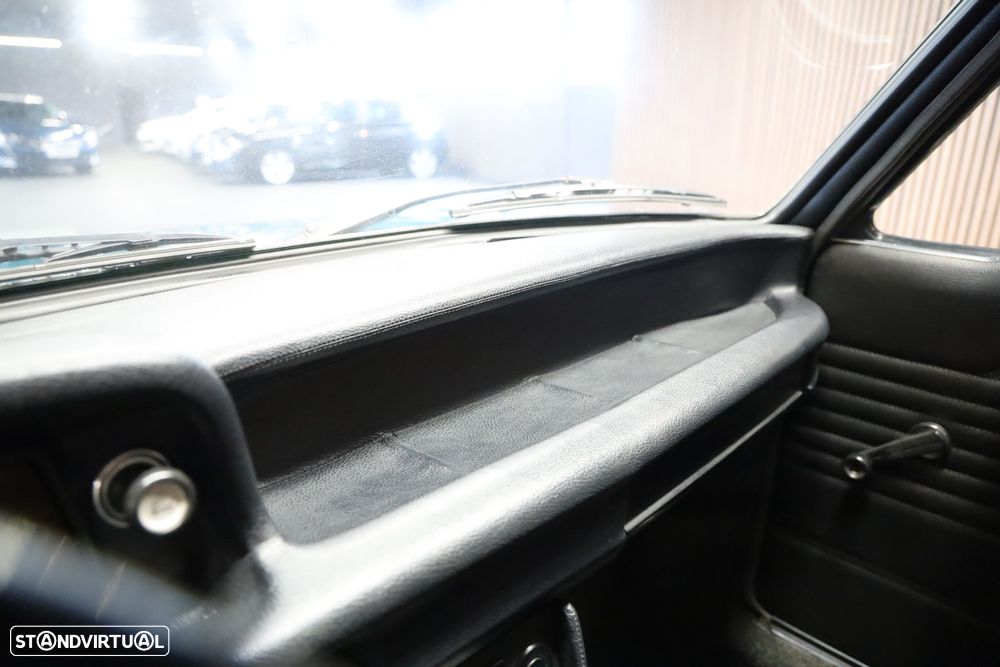 Usado BMW 1502 1977 - 12 500 EUR, 145 000 km - Standvirtual.com