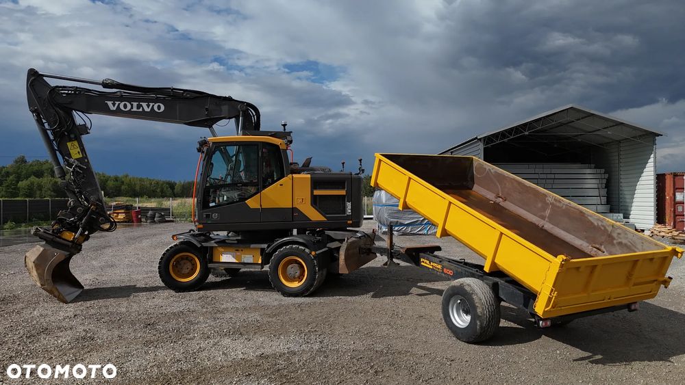 Używany Volvo 160 e 2015 - 325 000 PLN - Otomoto.pl