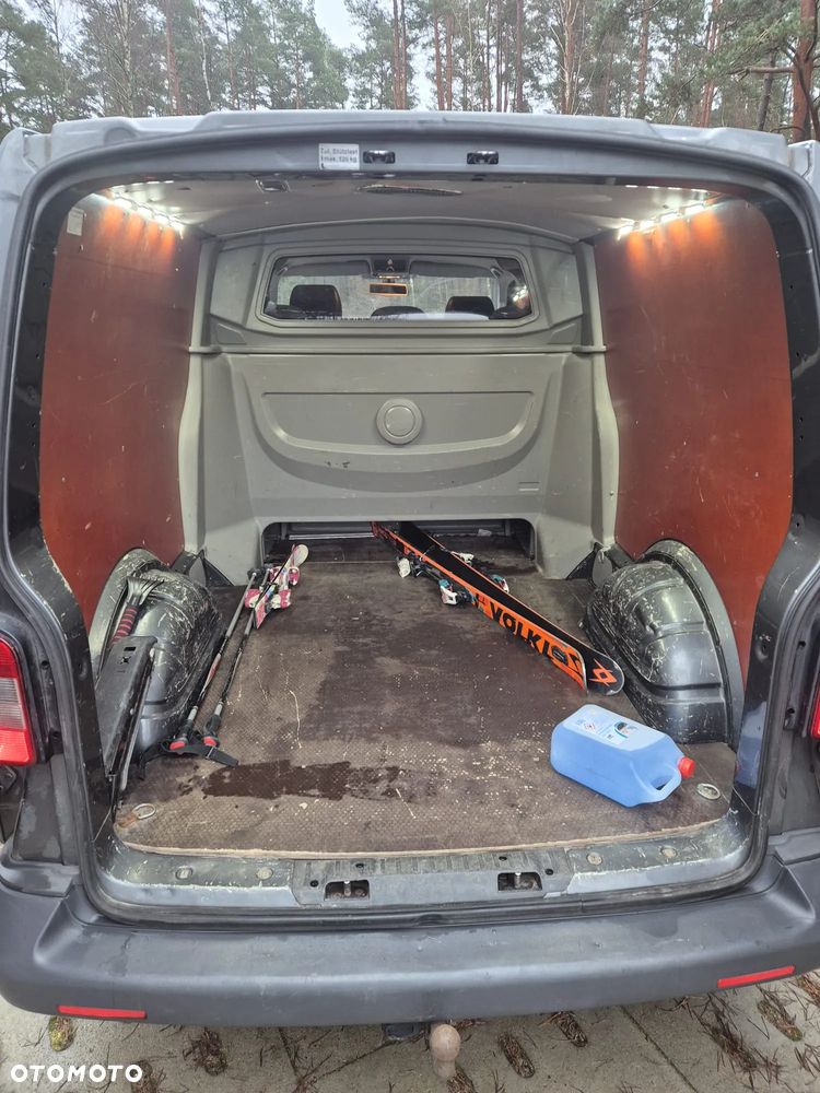 Używany Volkswagen T5 LIFT Long 2011 - 46 740 PLN, 425 000 km - Otomoto.pl
