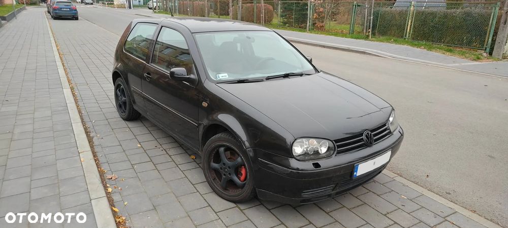 Używany Volkswagen Golf 1998 - 7 000 PLN, 208 000 km - Otomoto.pl