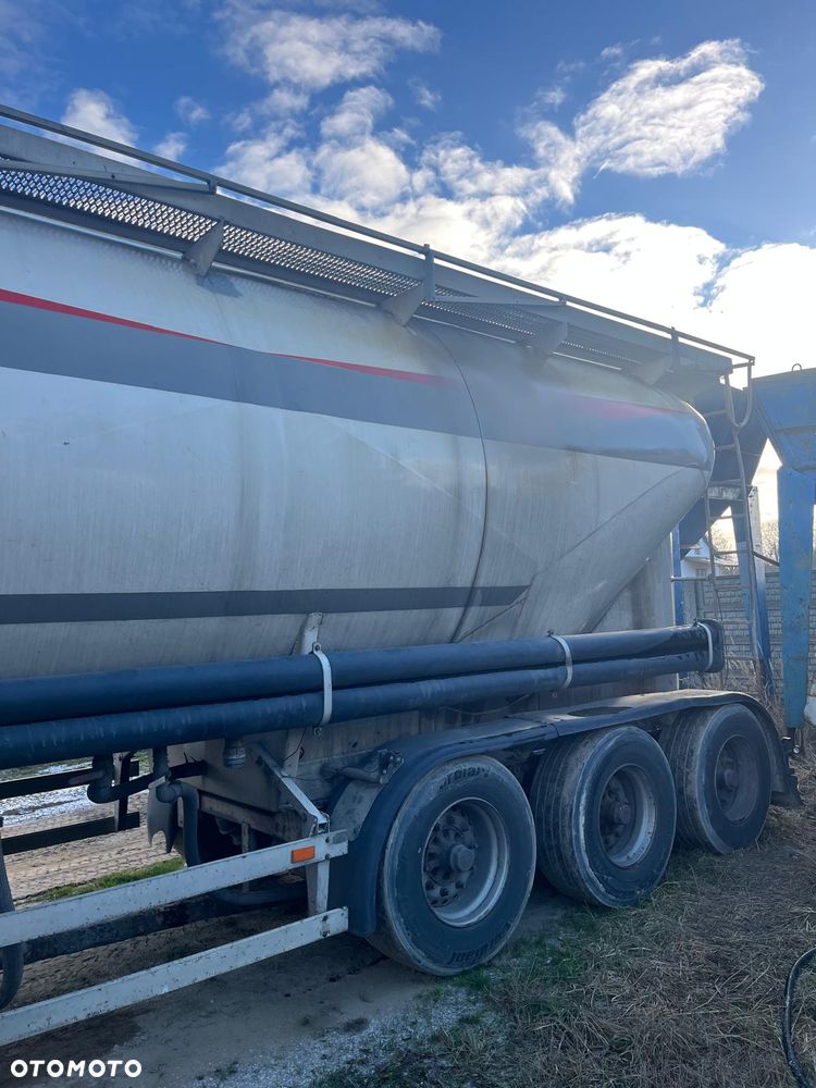 Używany Spitzer SF2436 1994 - 30 750 PLN - Otomoto.pl