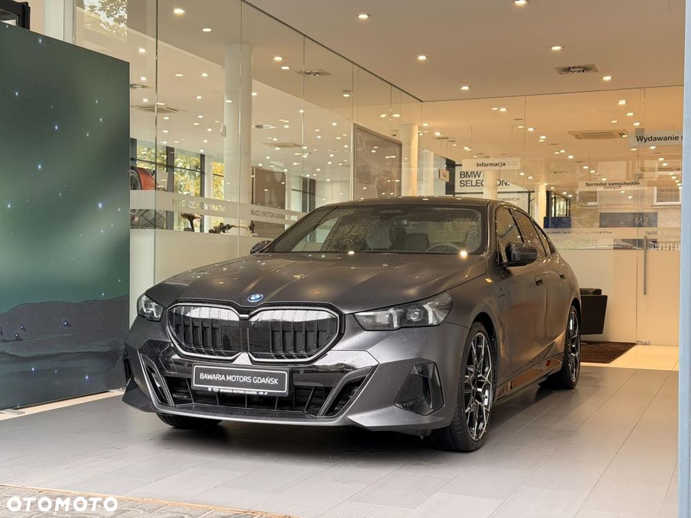Używany BMW Seria 5 2025 - 454 000 PLN, 8 500 km - Otomoto.pl