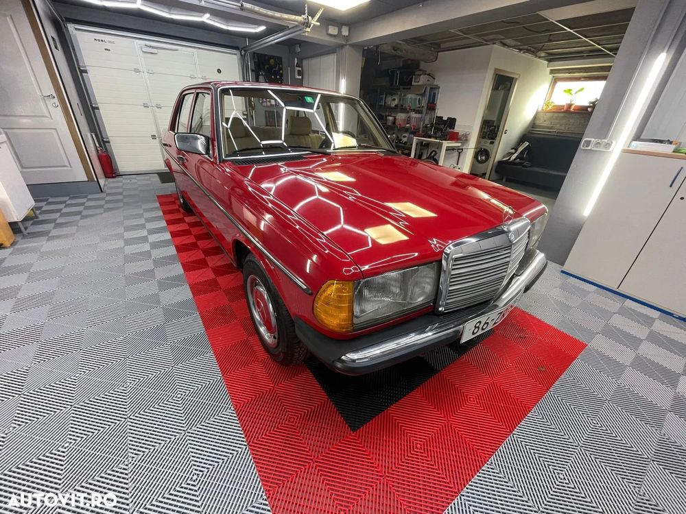 Utilizat Mercedes-Benz W123 1983 - 10 900 EUR, 120 000 km - Autovit.ro