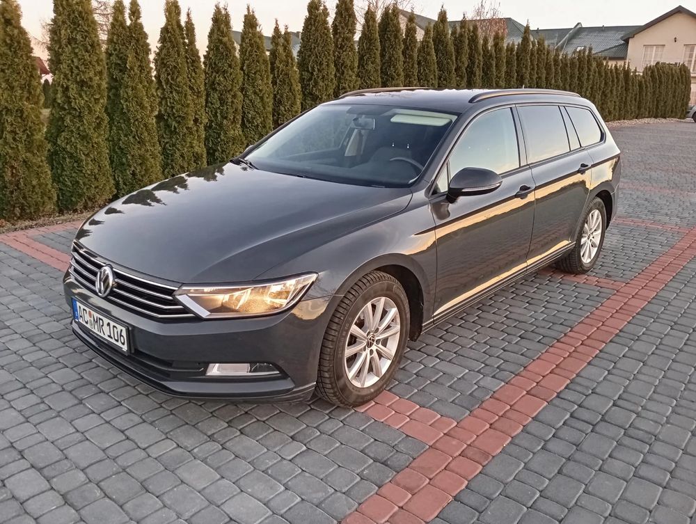 Używany Volkswagen Passat 2018 - 56 900 PLN, 131 450 km - Otomoto.pl