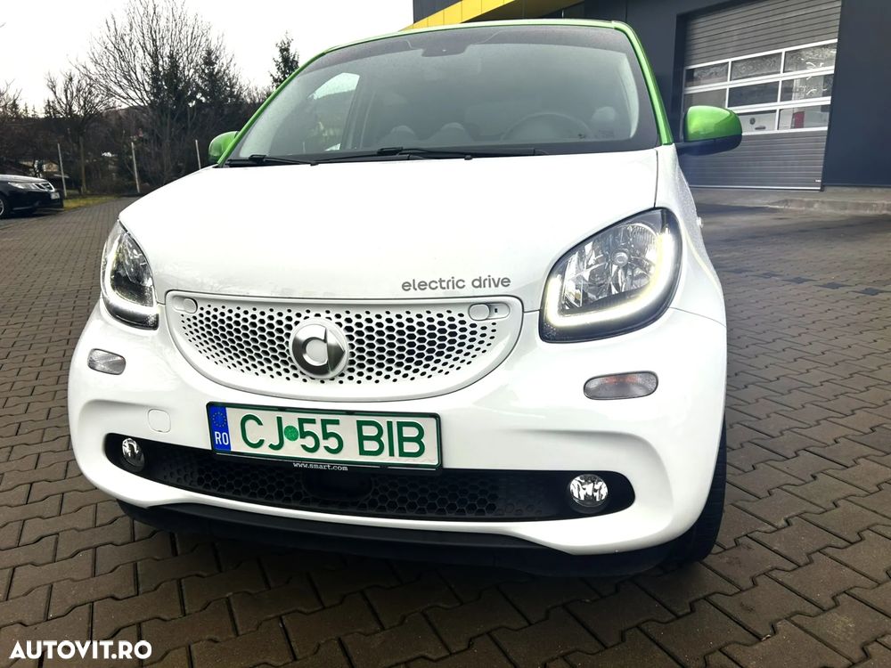 Utilizat Smart Forfour 2017 - 8 990 EUR, 31 800 km - Autovit.ro