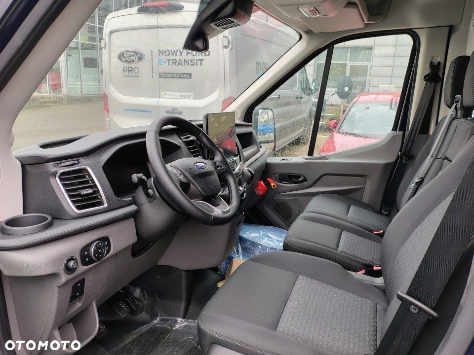 Nowy Ford Nowy Transit 2025 - 137 999,85 PLN, 1 km - Otomoto.pl