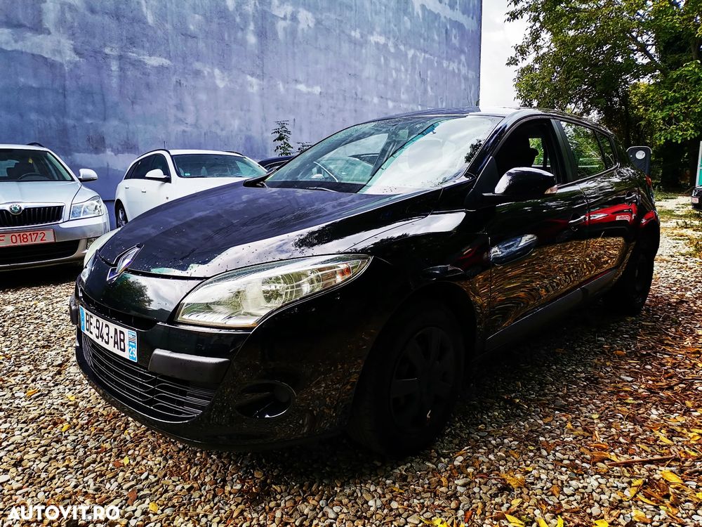 Utilizat Renault Megane 2010 - 2 800 EUR, 293 003 km - Autovit.ro