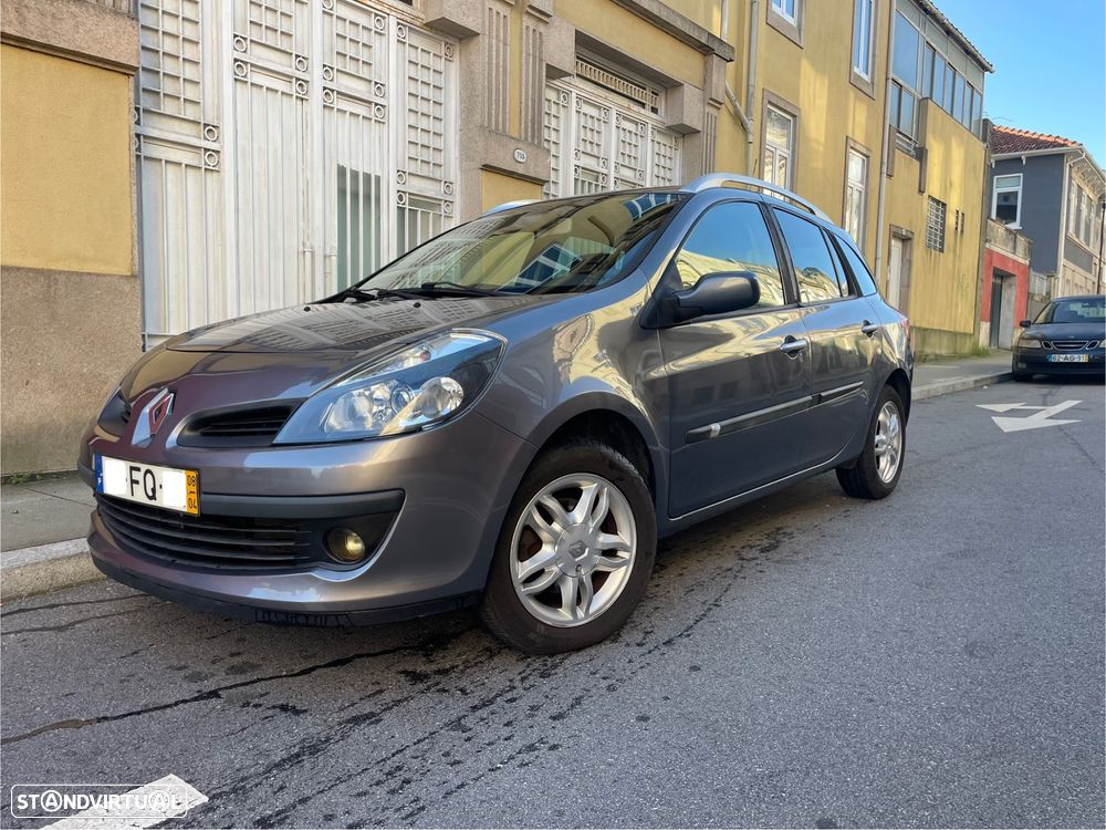 Usado Renault Clio Break 2008 - 4 550 EUR, 230 000 km - Standvirtual.com