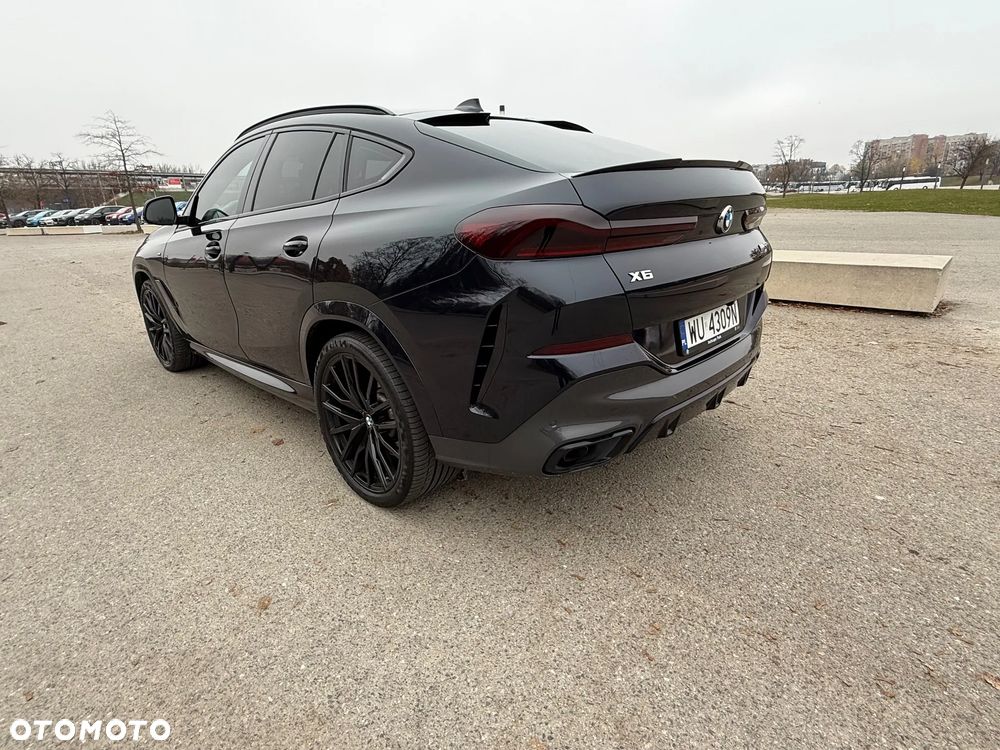 Używany BMW X6M 2020 - 289 000 PLN, 61 500 km - Otomoto.pl