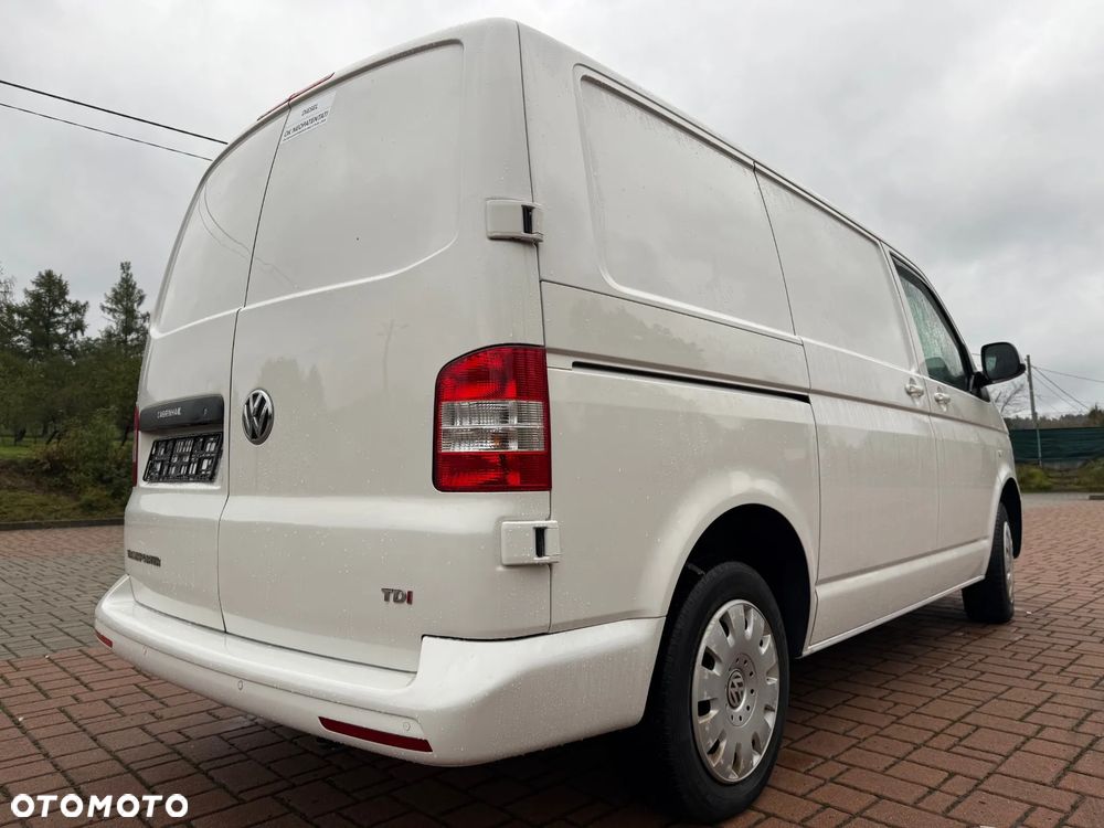 Używany Volkswagen Transporter 2015 - 32 900 PLN, 334 000 km - Otomoto.pl