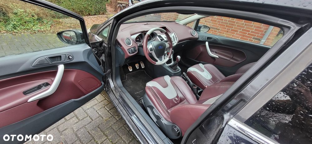 Używany Ford Fiesta 2009 - 10 900 PLN, 180 000 km - Otomoto.pl