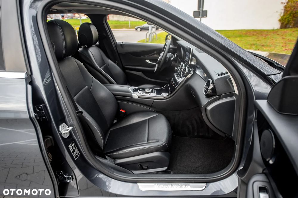 Używany Mercedes-Benz Klasa C 2015 - 54 900 PLN, 264 484 km - Otomoto.pl