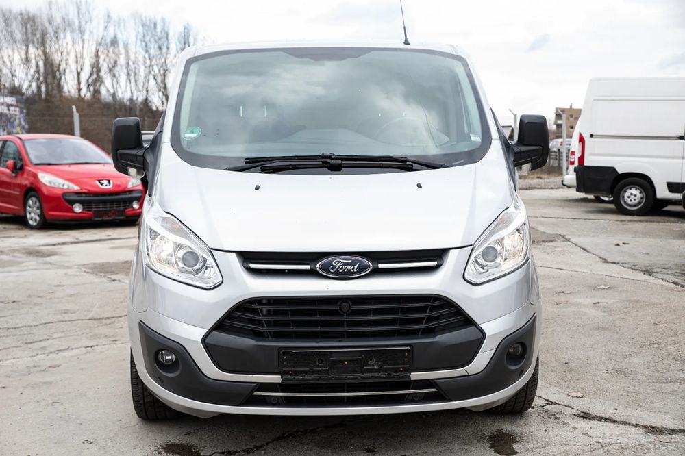 Utilizat Ford Transit Custom 2017 - 8 400 EUR, 230 000 km - Autovit.ro