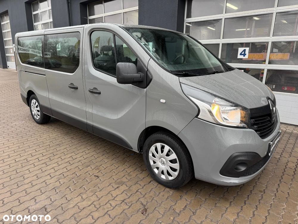 Używany Renault Trafic 2019 - 64 900 PLN, 189 000 km - Otomoto.pl