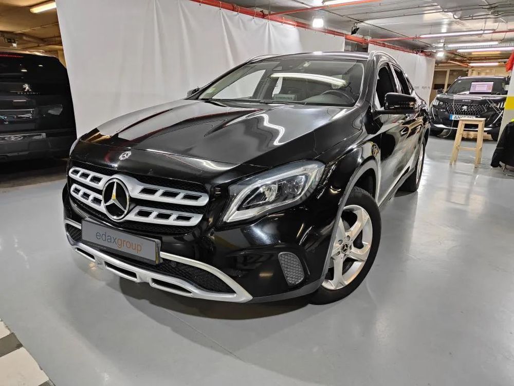 Usado Mercedes-Benz GLA 180 2018 - 26 490 EUR, 71 577 km - Standvirtual.com