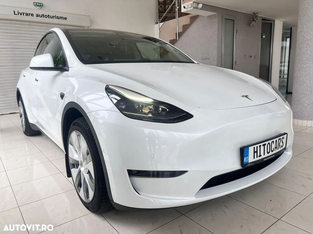 Second hand Tesla Model Y - 41 638,10 EUR27 163 km - Autovit