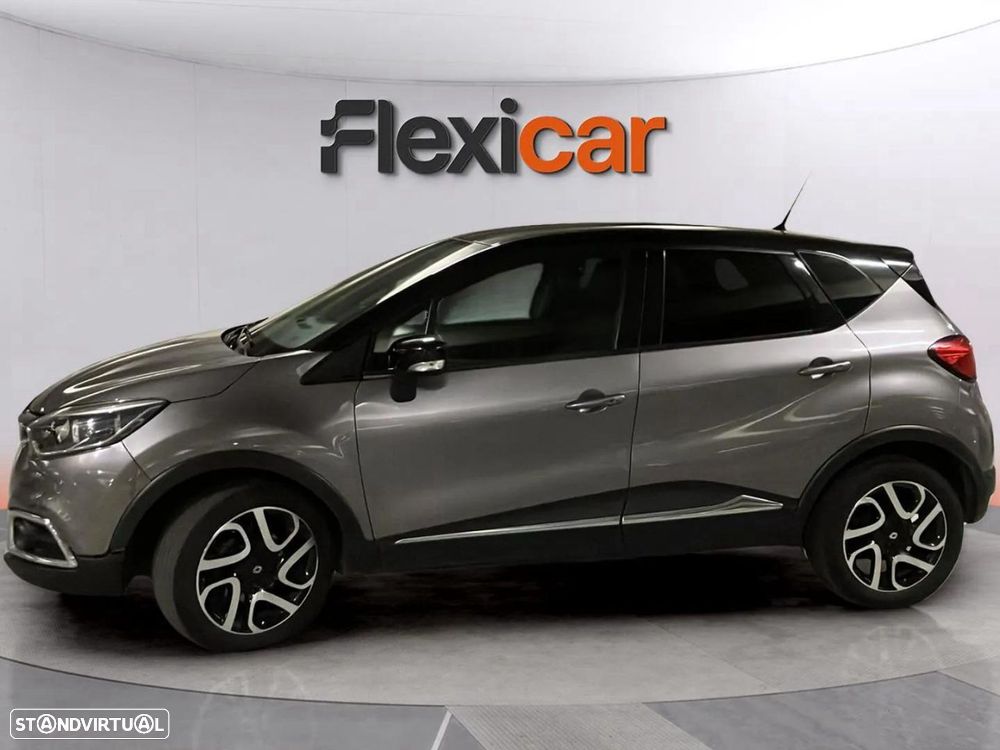 Usado Renault Captur 2015 - 9 990 EUR, 194 023 km - Standvirtual.com