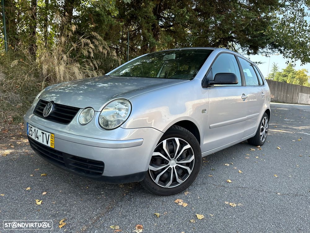 Usado VW Polo 2002 - 2 400 EUR, 151 000 km - Standvirtual.com