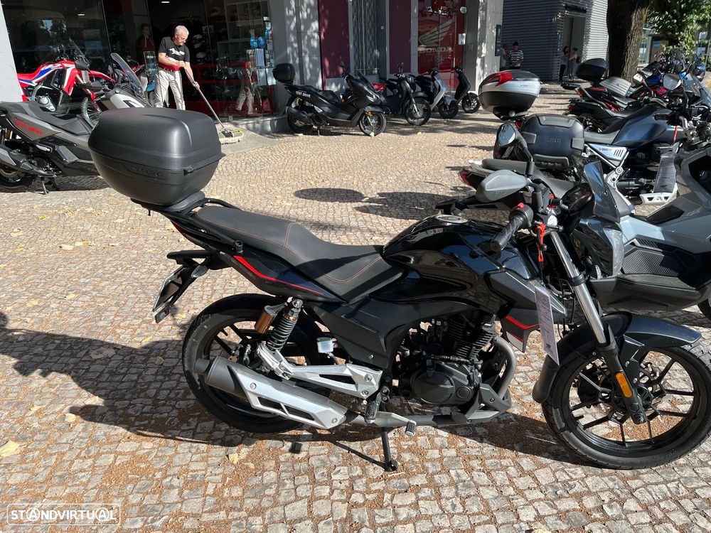 Usado Rieju MR 2018 - 1 250 EUR - Standvirtual.com