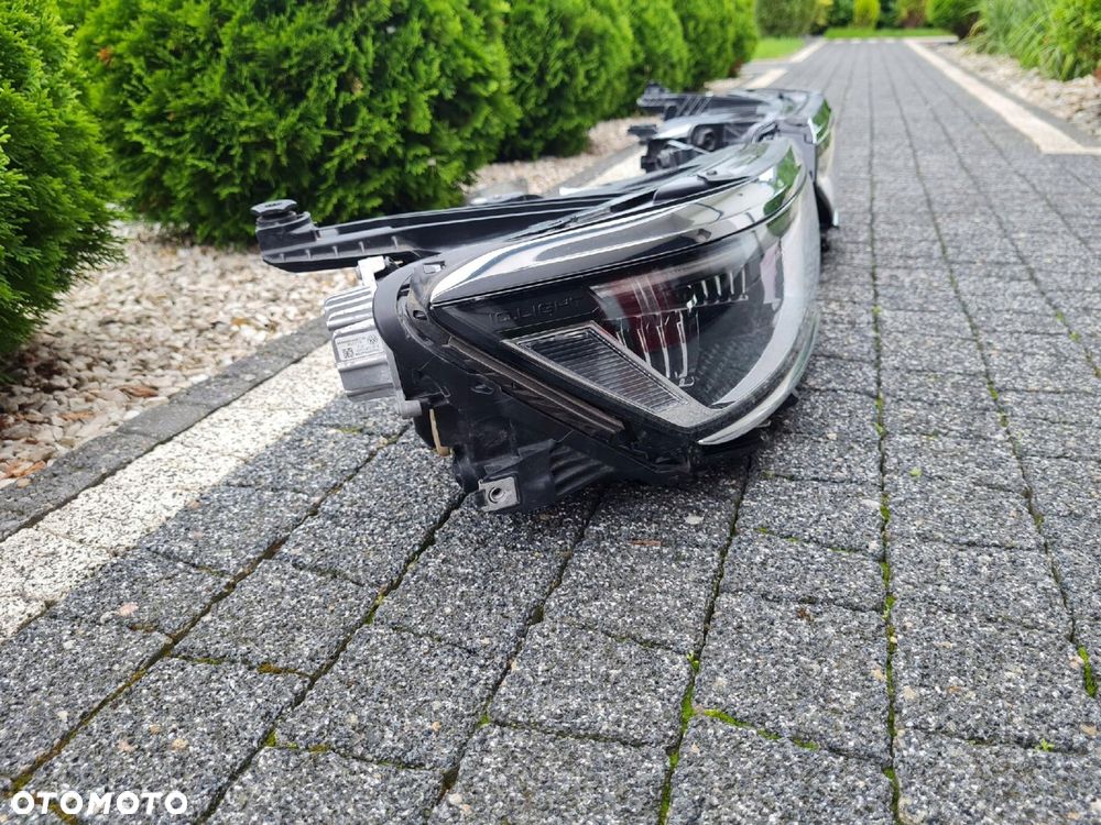 Używany Lampy przednie - 1 500 PLN - Otomoto.pl