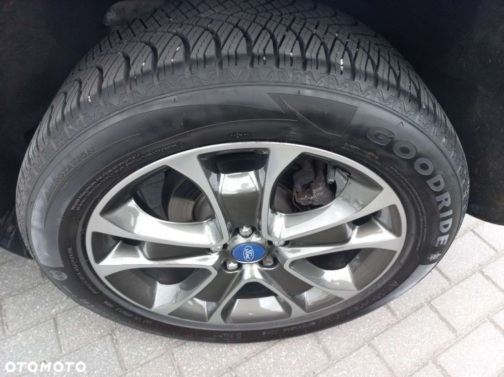 Używany Ford Kuga 2015 - 44 900 PLN, 221 000 km - Otomoto.pl