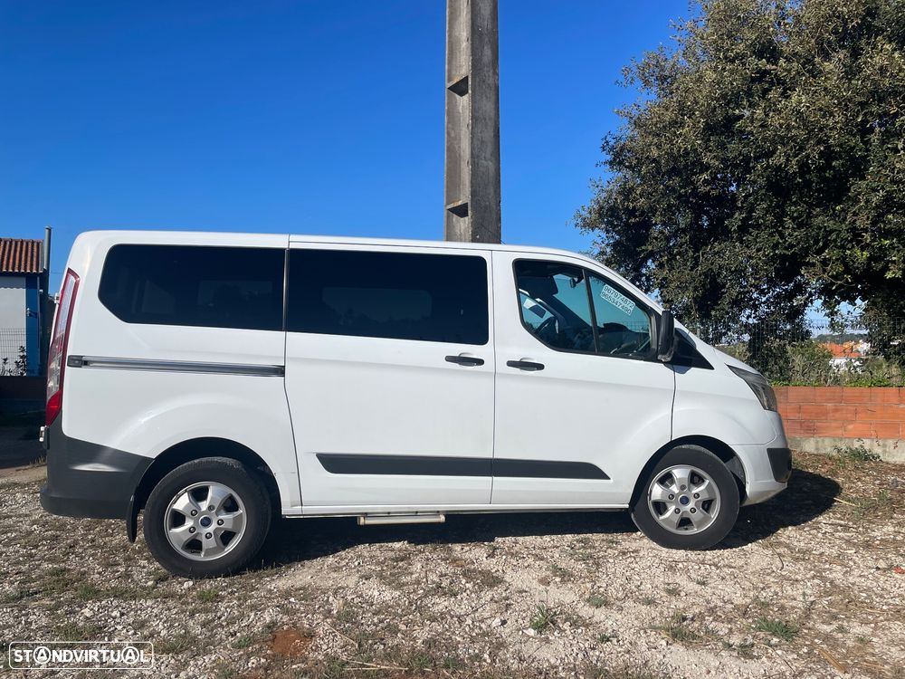 Usado Ford Transit Custom 2017 - 24 000 EUR, 88 500 km - Standvirtual.com
