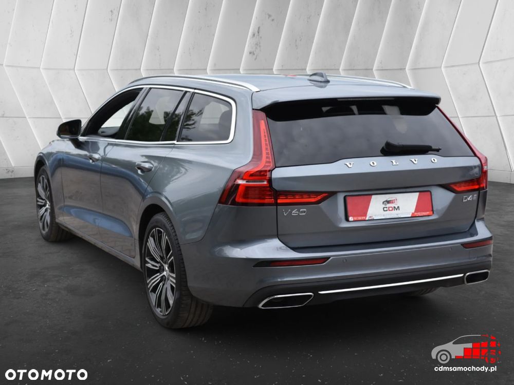 Używany Volvo V60 2019 - 69 900 PLN, 198 453 km - Otomoto.pl