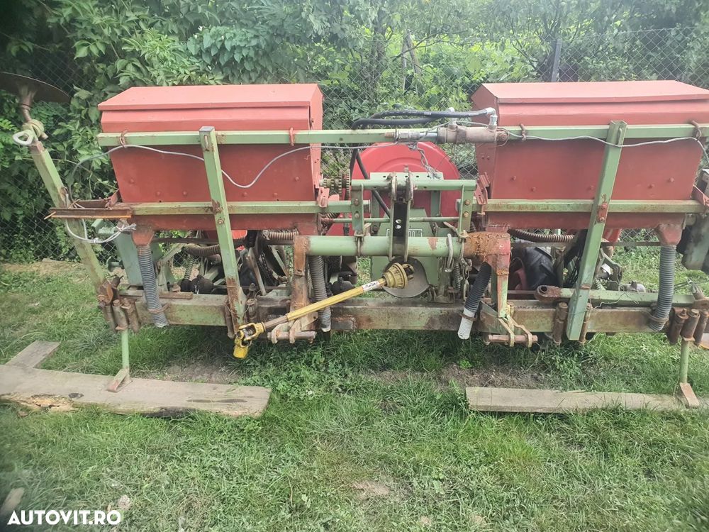 Utilizat UTB U650 1992 - 11 000 EUR - Autovit.ro