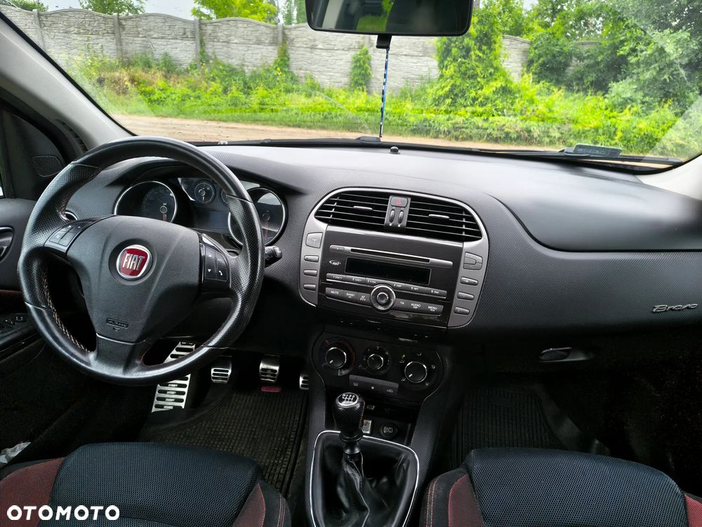 Używany Fiat Bravo 2009 - 12 500 PLN, 303 000 km - Otomoto.pl