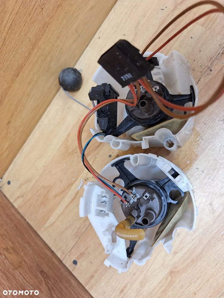 Używany Pompy paliwa - 700 PLN - Otomoto.pl