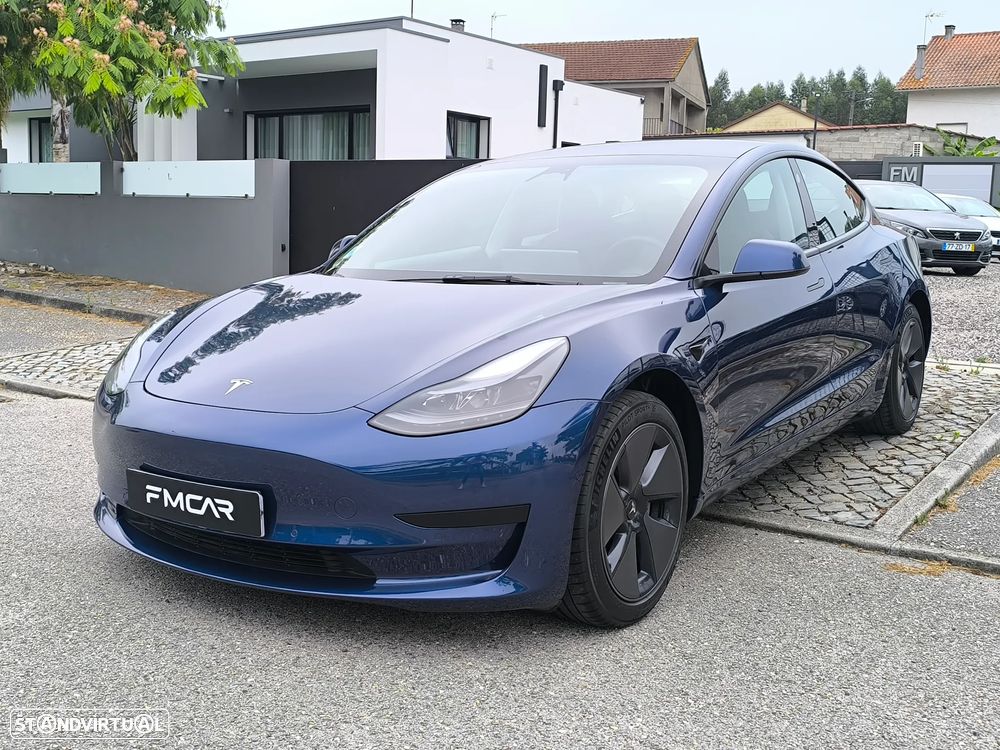 Usado Tesla Model 3 2022 - 32 490 EUR, 58 015 km - Standvirtual.com
