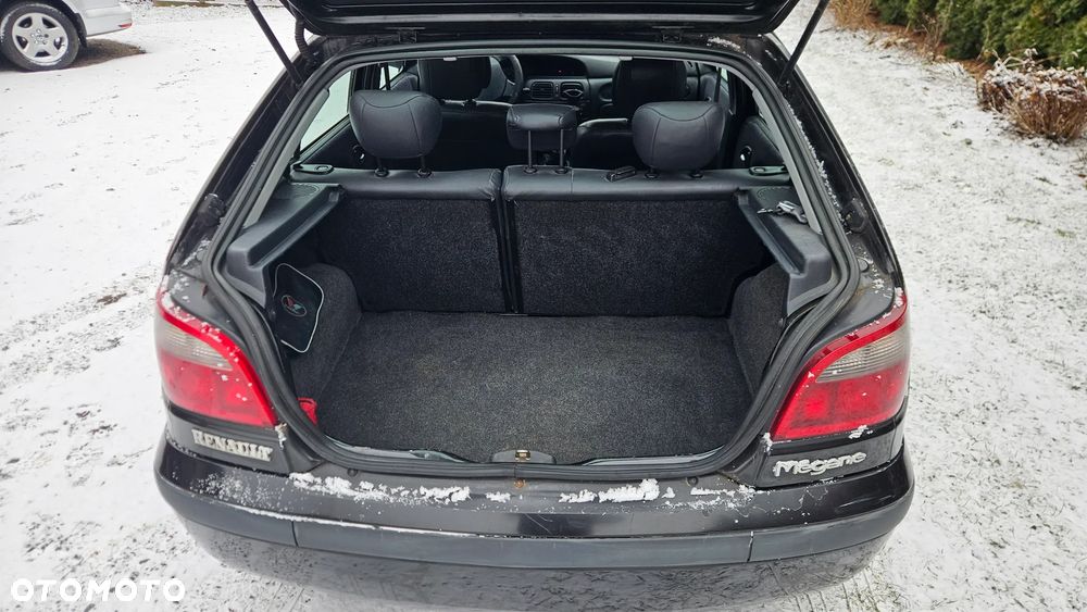 Używany Renault Megane 2002 - 2 700 PLN, 233 692 km - Otomoto.pl
