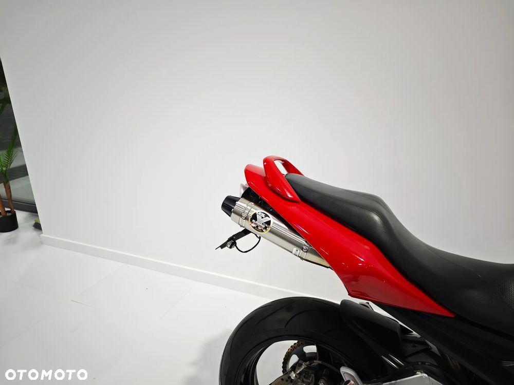 Używany Suzuki GSR 2007 - 9 900 PLN - Otomoto.pl