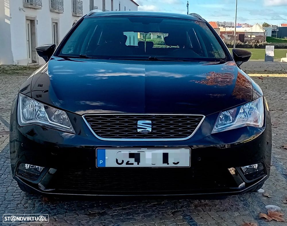 Usado SEAT Leon ST 2014 - 10 900 EUR, 255 000 km - Standvirtual.com