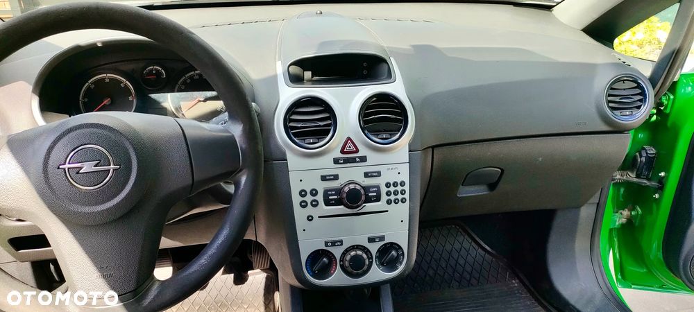 Używany Opel Corsa 2011 - 1 500 PLN, 315 836 km - Otomoto.pl