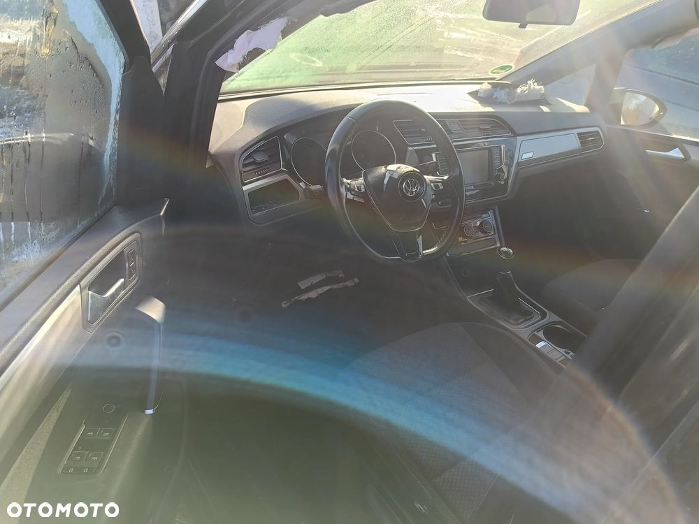 Używany Volkswagen Touran 2016 - 16 900 PLN, 42 000 km - Otomoto.pl