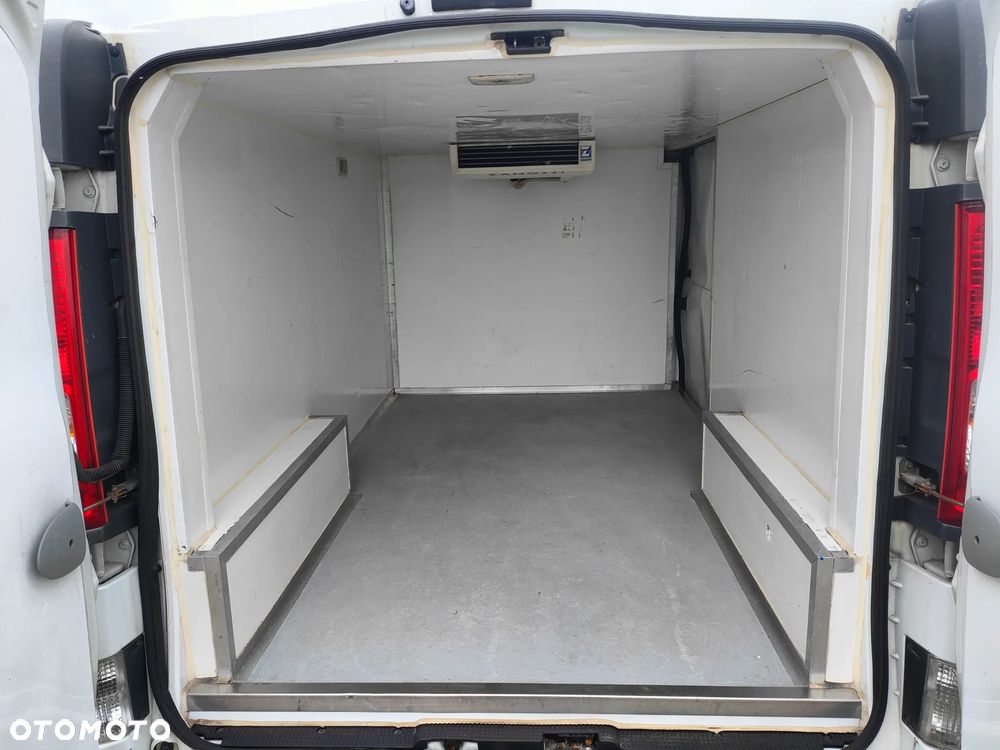 Używany Renault Trafic 2014 - 25 000 PLN, 350 000 km - Otomoto.pl