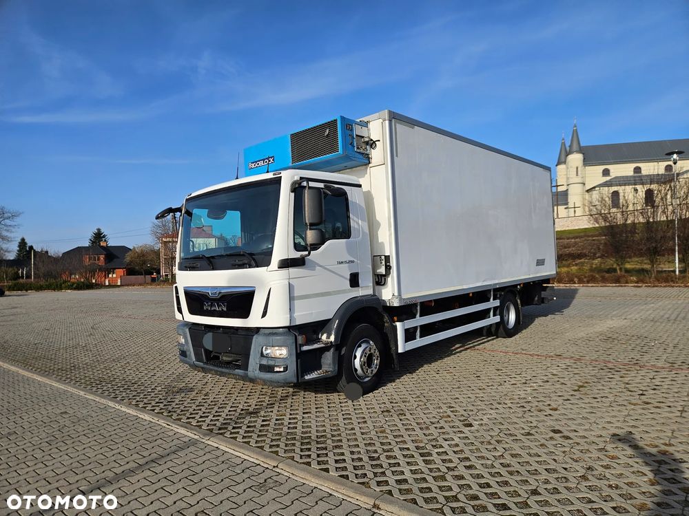 Używany MAN TGM 2015 - 79 900 PLN, 350 000 km - Otomoto.pl