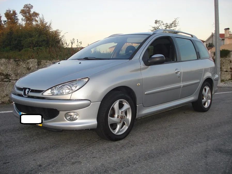 Usado Peugeot 206 SW 2006 - 4 500 EUR, 164 700 km - Standvirtual.com