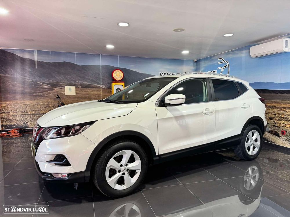 Usado Nissan Qashqai 2019 - 19 900 EUR, 71 000 km - Standvirtual.com