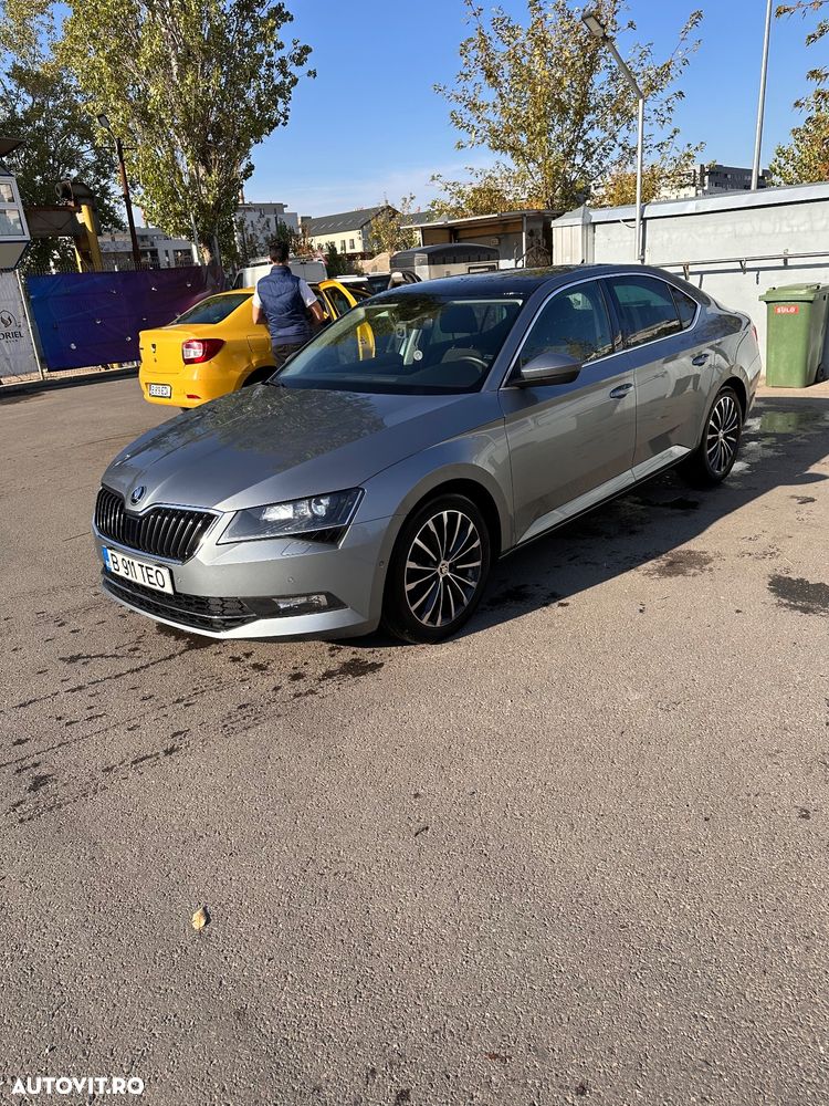 Utilizat Skoda Superb 2016 - 14 500 EUR, 225 000 km - Autovit.ro