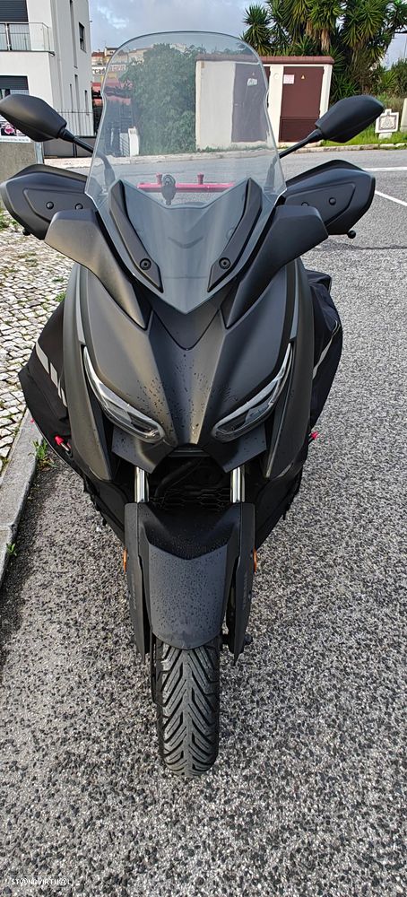 Usado Yamaha X-Max 2021 - 4 250 EUR - Standvirtual.com