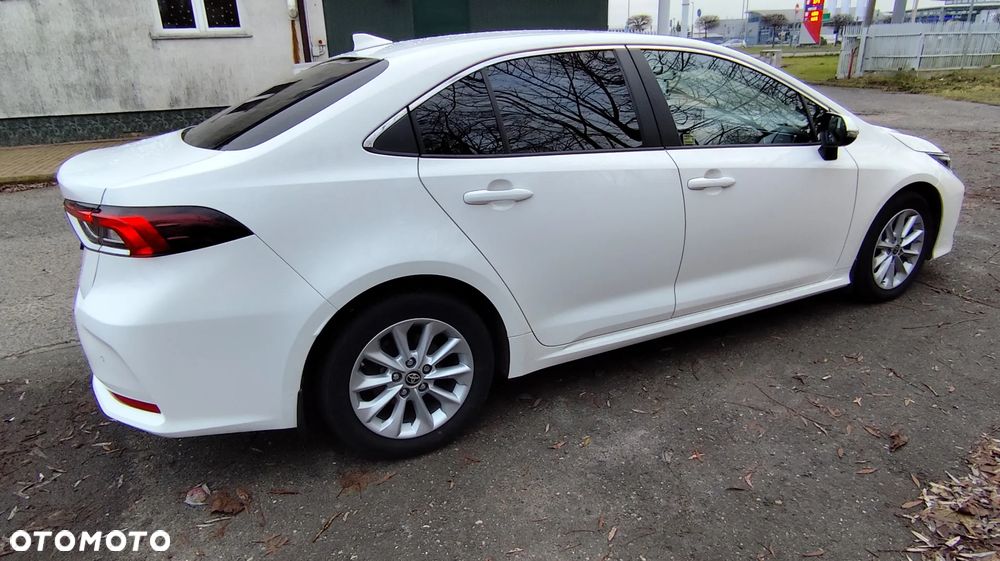 Używany Toyota Corolla 2022 - 75 000 PLN, 29 300 km - Otomoto.pl