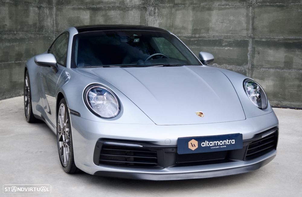 Usado Porsche 992 2019 - 149 999 EUR, 30 000 km - Standvirtual.com