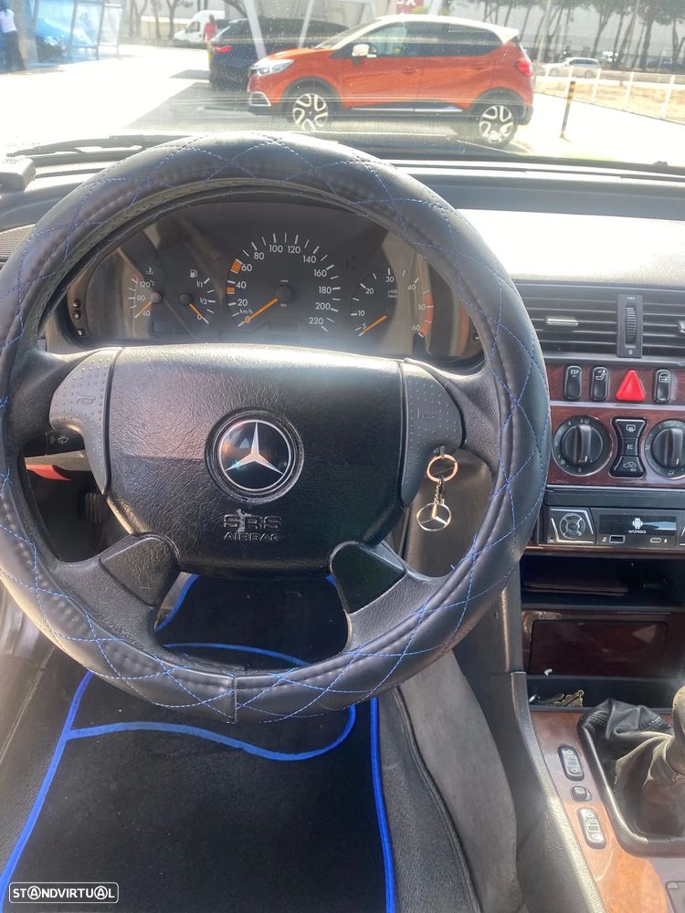 Usado Mercedes-Benz C 200 2000 - 3 500 EUR, 351 500 km - Standvirtual.com