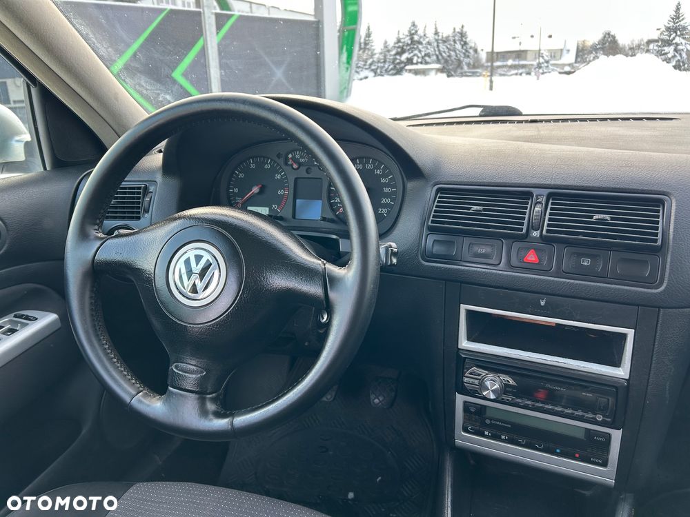 Używany Volkswagen Golf 2002 - 5 900 PLN, 214 000 km - Otomoto.pl