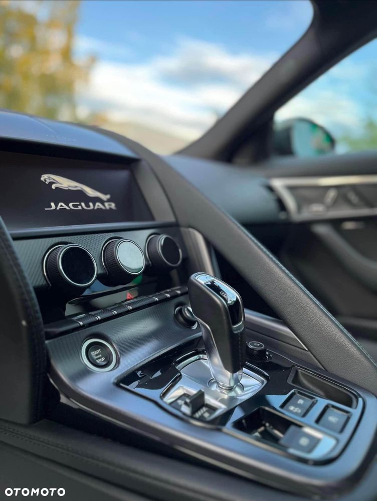 Używany Jaguar F-Type 2022 - 159 000 PLN, 150 000 km - Otomoto.pl